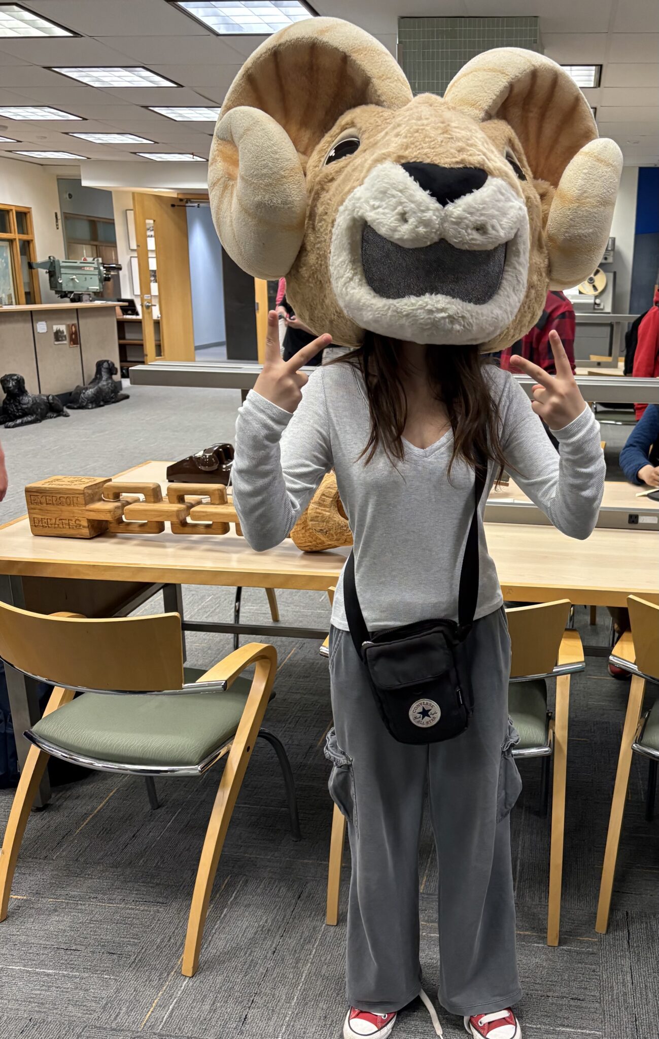 Middle Schoolers’ visit to TMU Libraries sparks interest in post ...